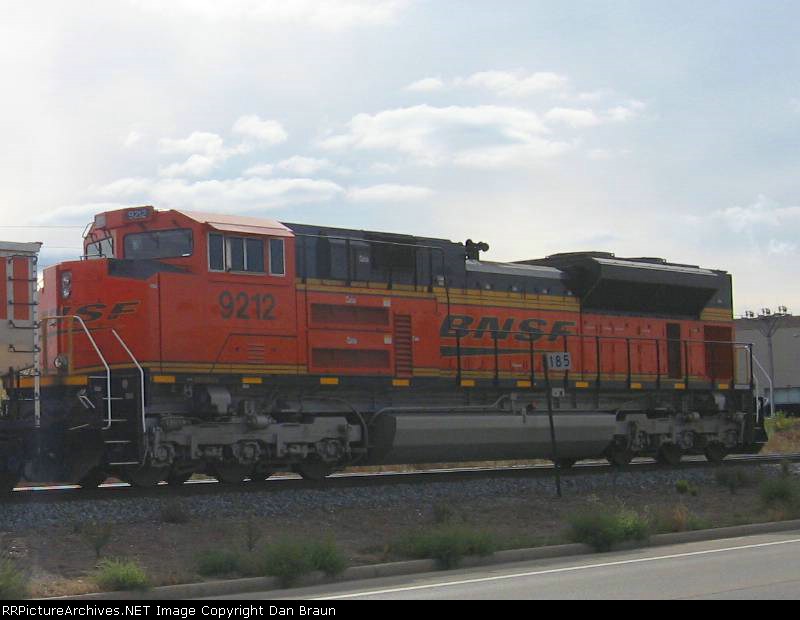 BNSF 9212